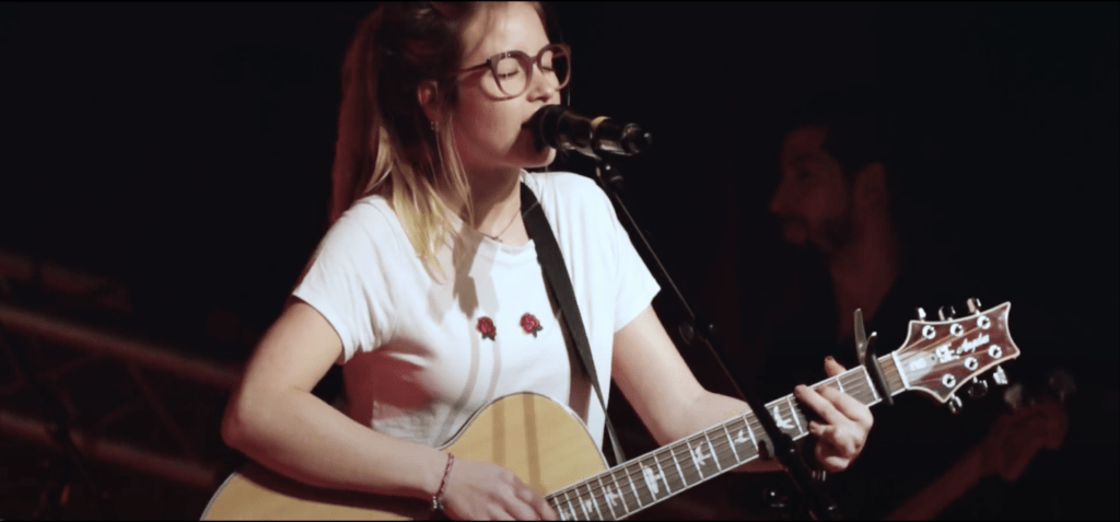 Singer/Songwriter Jeanie Music Live | CK Voice Lessons