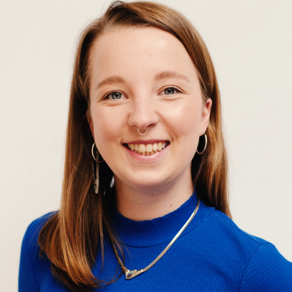 Lisa • Vocal Coach